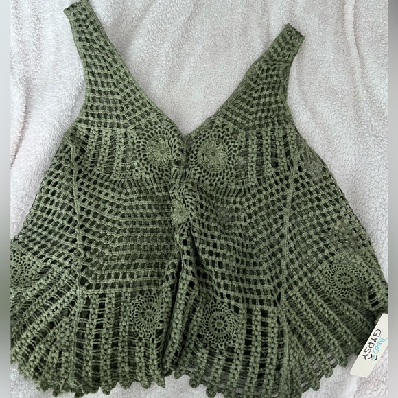 Jaded Gypsy | Tops | Jaded Gypsy Crochet Layered Up Tank Parchment ...